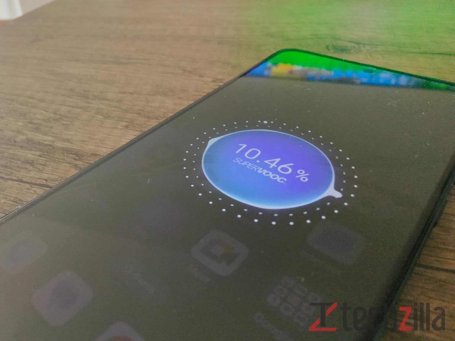 Recensione OPPO Reno 12 FS 5G: tanta AI e un anello luminoso ...