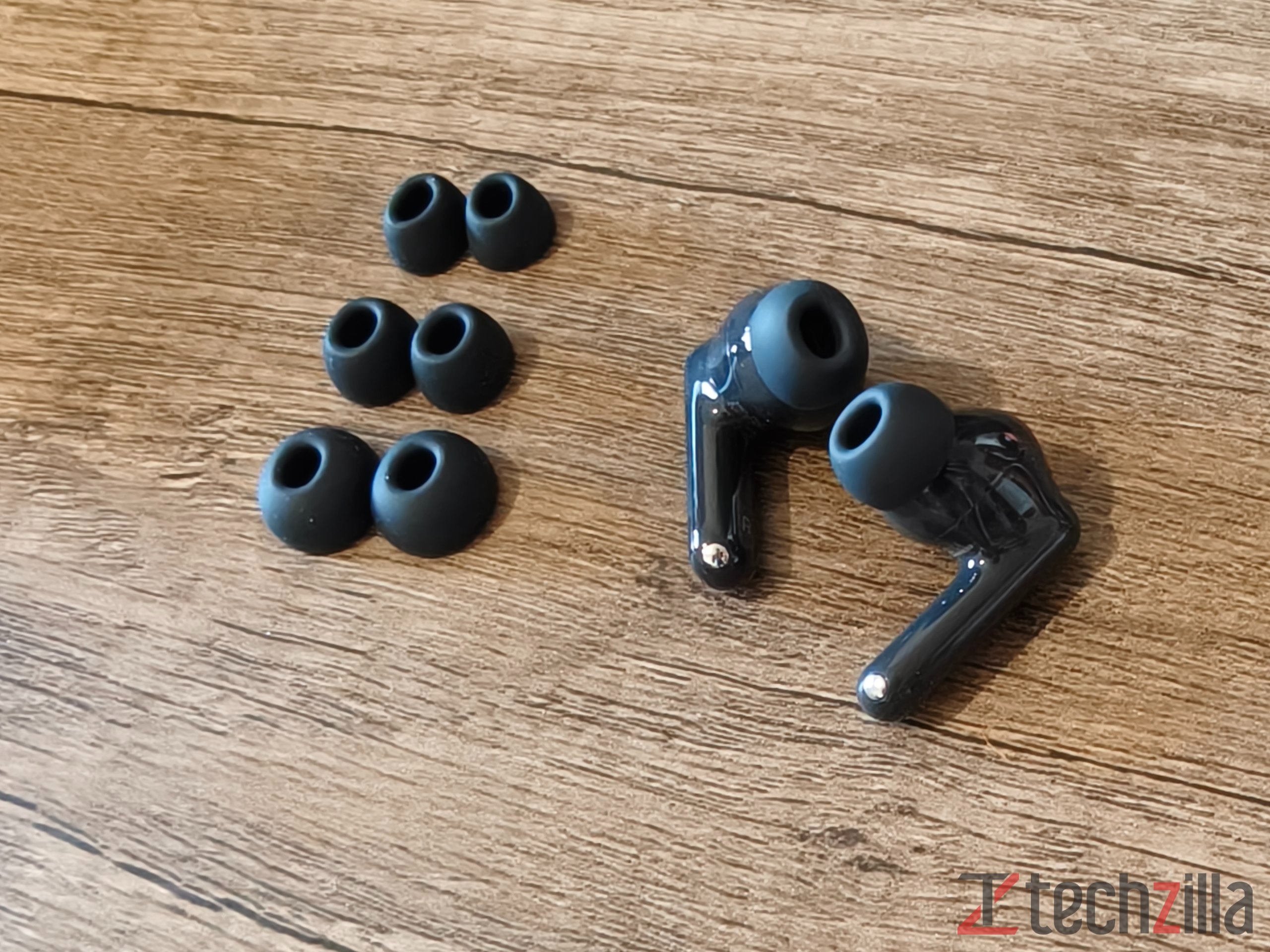 Recensione HUAWEI FreeBuds 7i: quando ANC e audio spaziale diventano accessibili • Techzilla